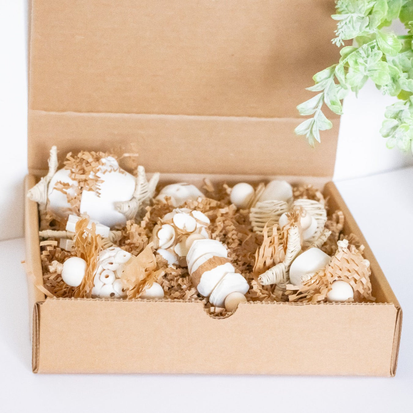 Forage Box for birds and small animals, foraging boxes for parrots ...